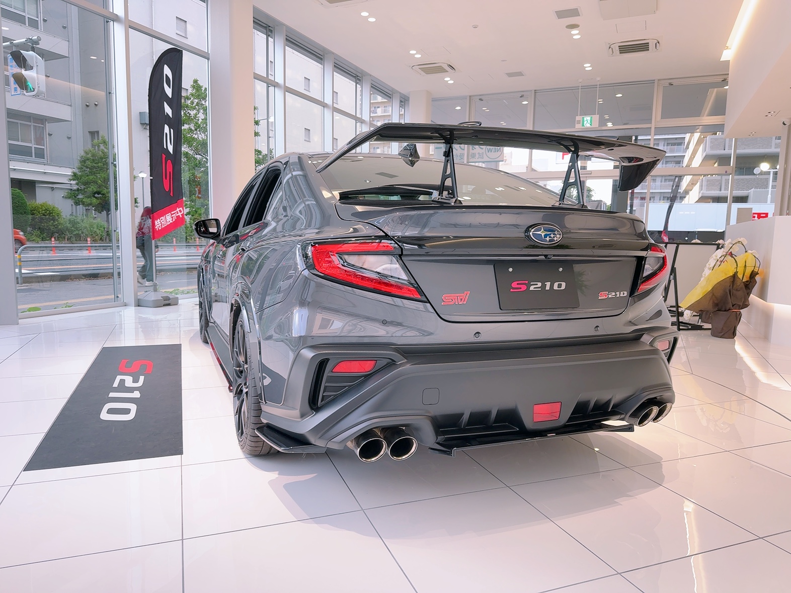 S210の展示イベントに行ってきました！ | | スタッフブログ | 兵庫スバル自動車株式会社